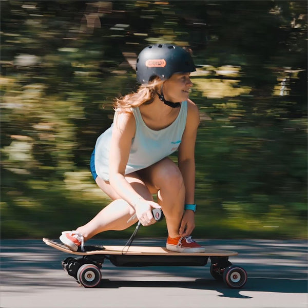 MEEPO FLOW - Surfboard-Inspired Electric Carving Skateboard